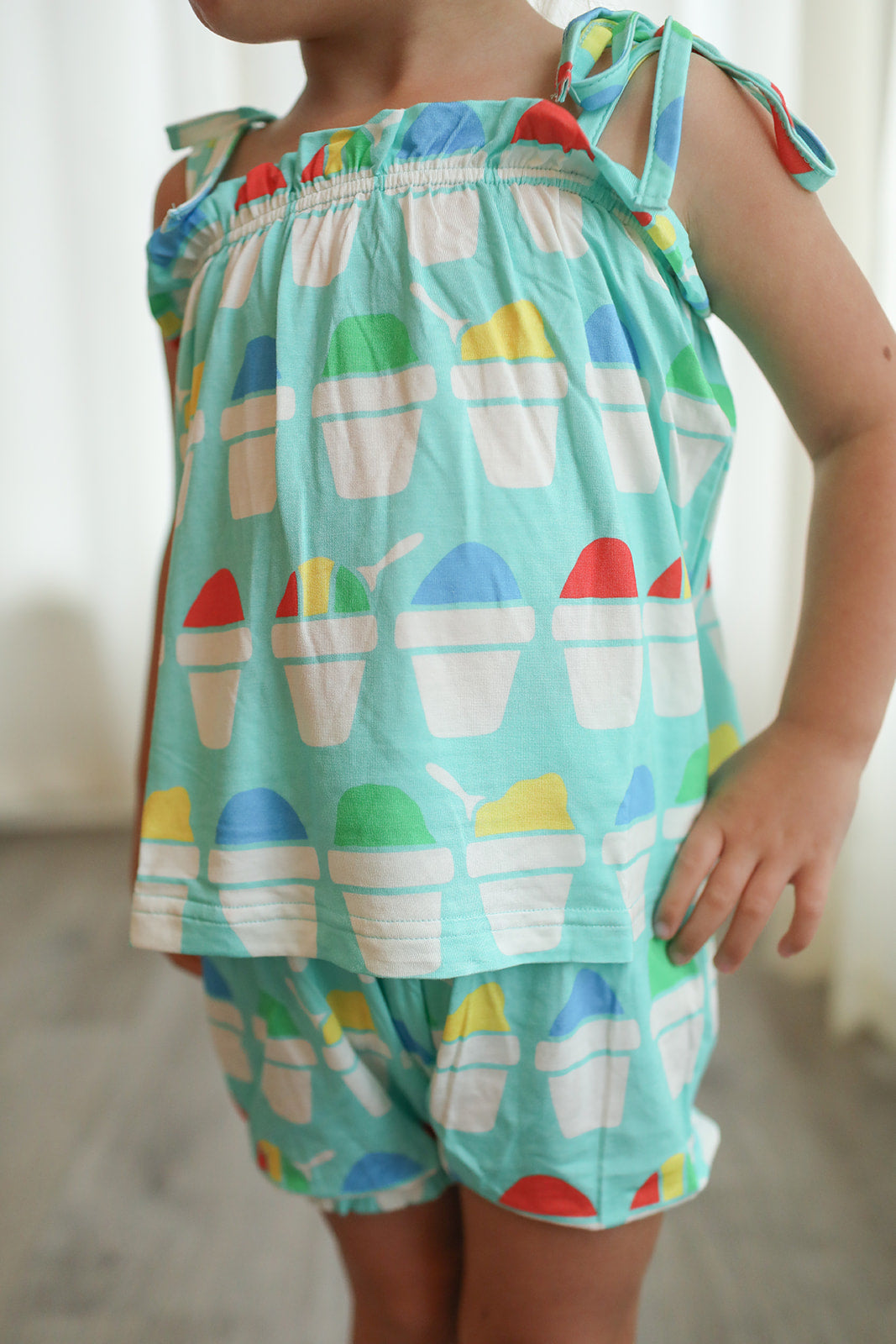 Blue Snowball Print – Southern Slumber