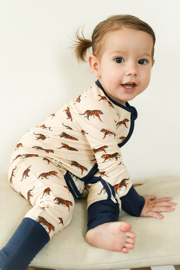 Blue Snowball Print – Southern Slumber